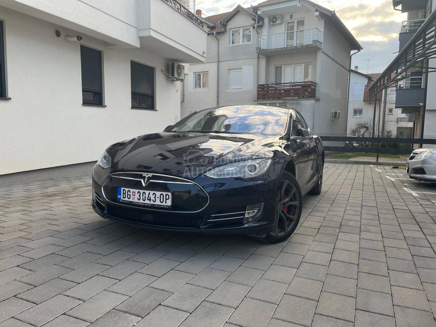 Polovni Tesla Model S P85D 2015. god. Polovni Automobili Srbija, Mladenovac