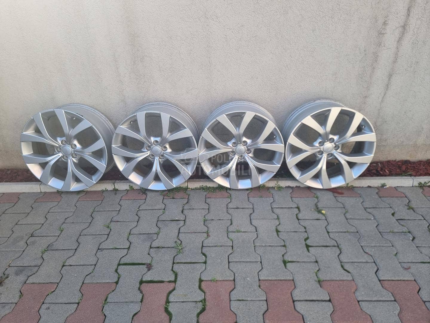 Aluminijumske felne LAND ROVER 20" 5 x 108 | Felne i ratkapne | Polovni ...