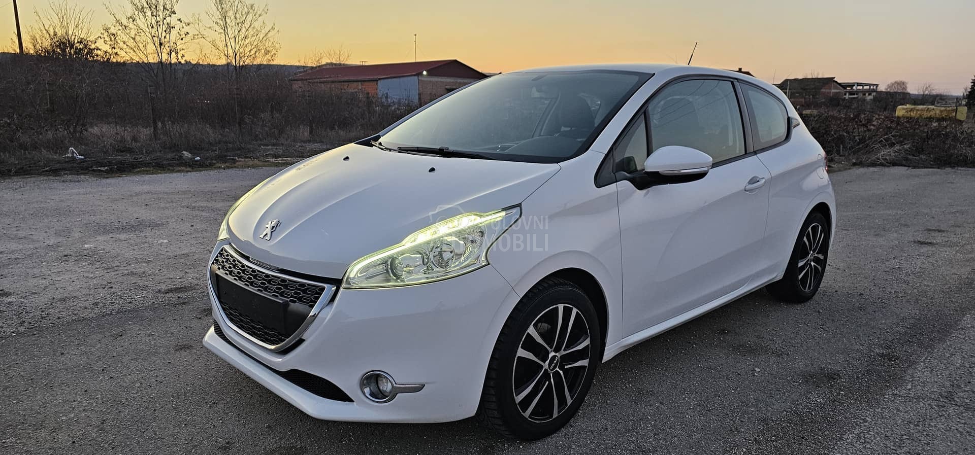 Polovni Peugeot 208 1.2 2012. god. Polovni Automobili Srbija, Negotin