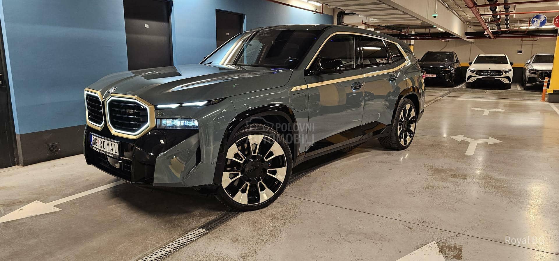 Polovni BMW XM 2023. god. Polovni Automobili Srbija, Novi Beograd