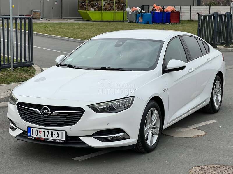 Opel Insignia 2.0 D | Polovni Automobili