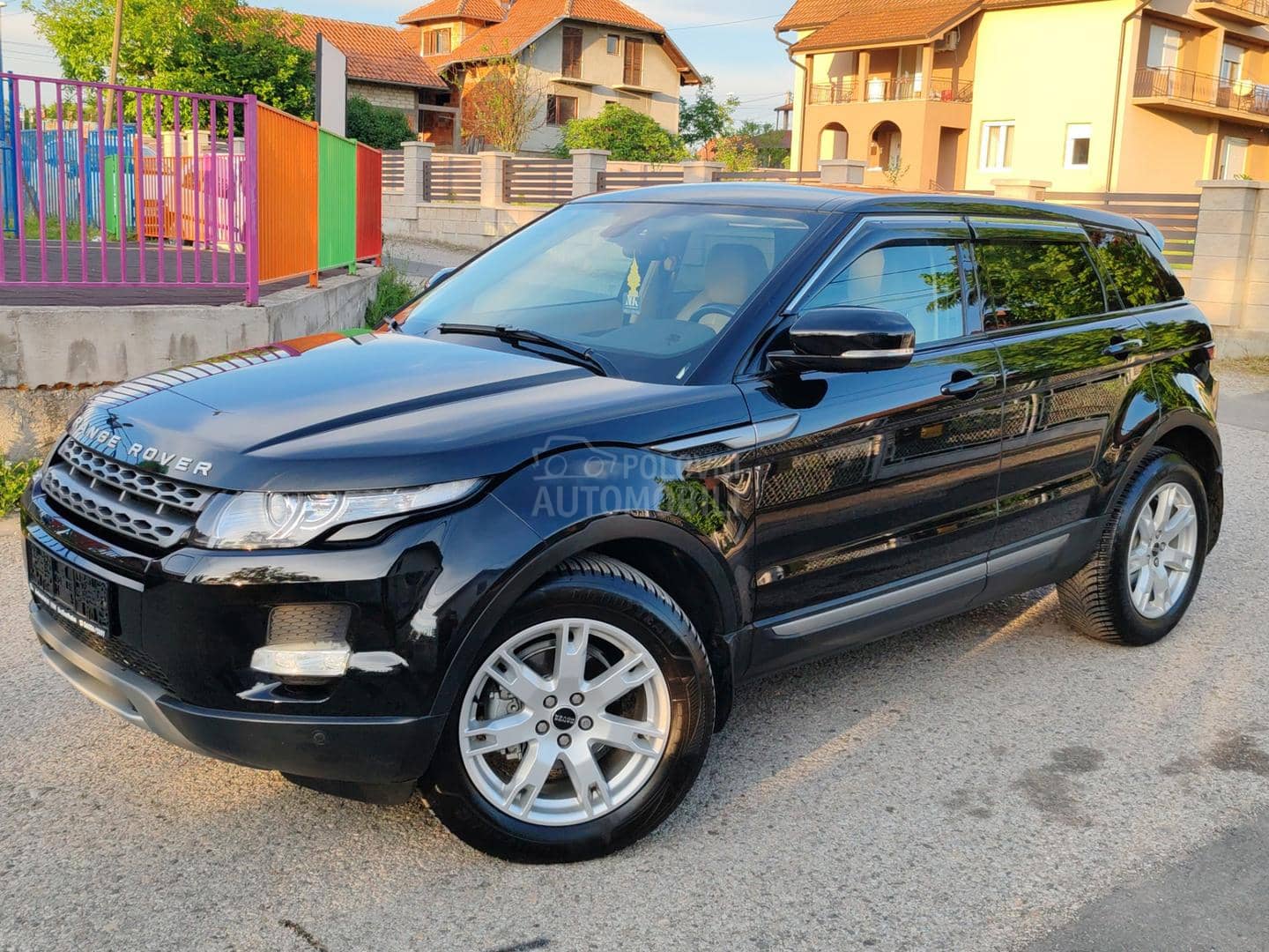 Land Rover Range Rover Evoque 2.2 Td4 TOOP STANJE | Polovni Automobili