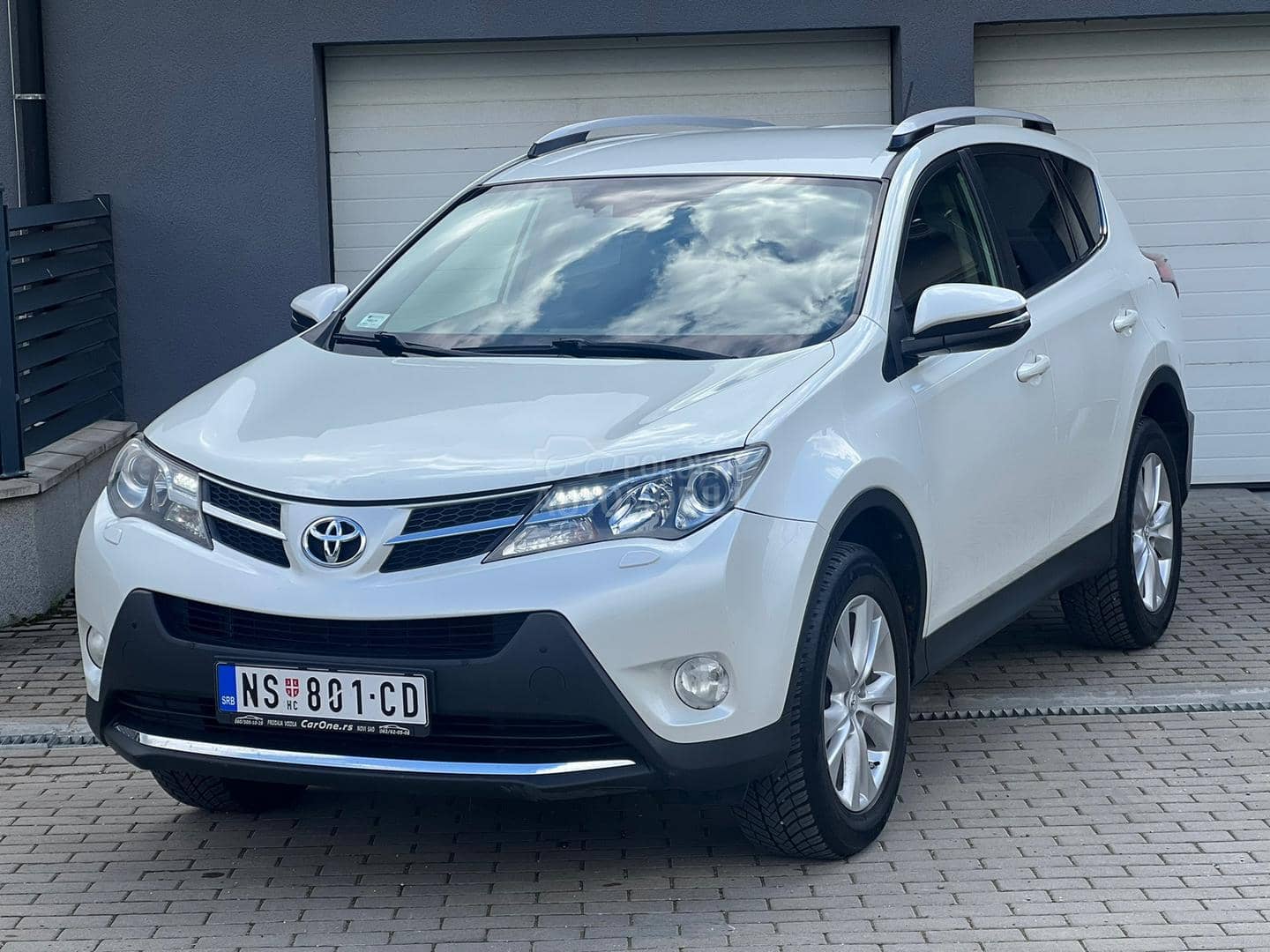 Toyota RAV 4 4X4/PERLA/T O P | Polovni Automobili