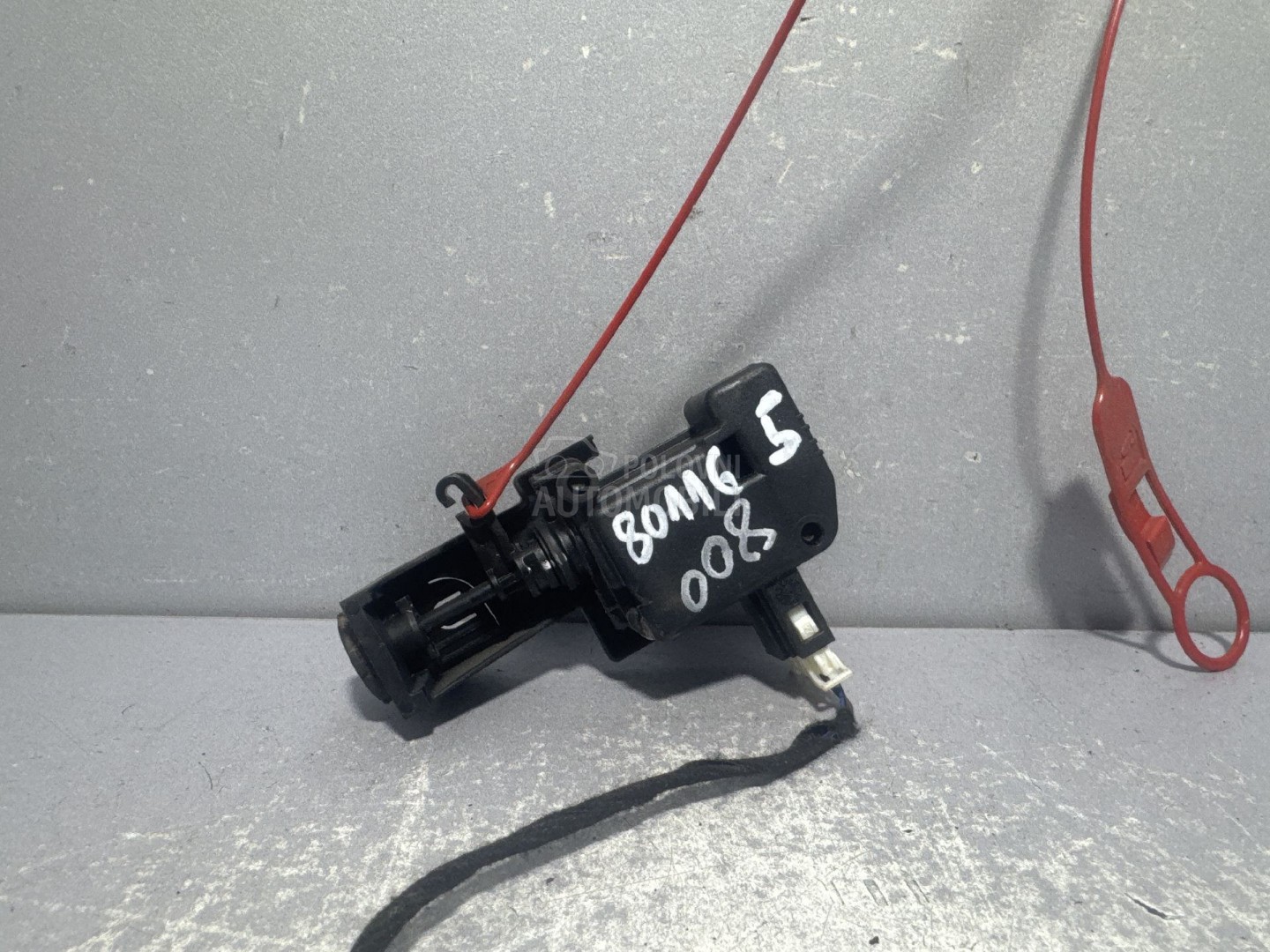 MOTORIC POKLOPCA REZERVOARA za Mercedes Benz E Klasa - A2048200072 ...
