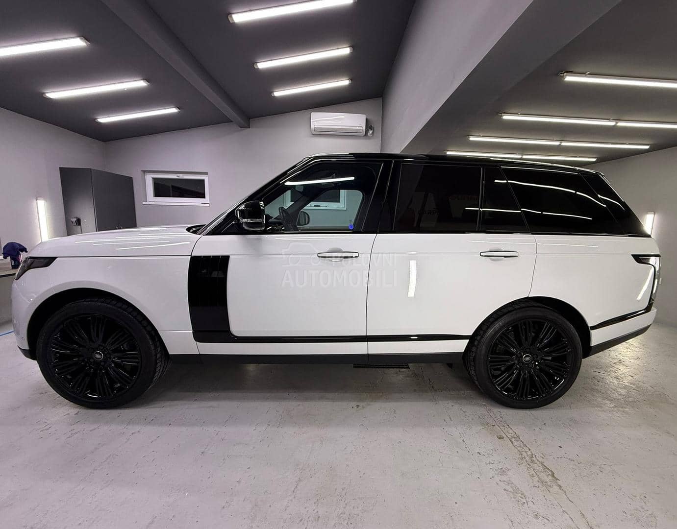 Land Rover Range Rover Autobiography P400e | Polovni Automobili