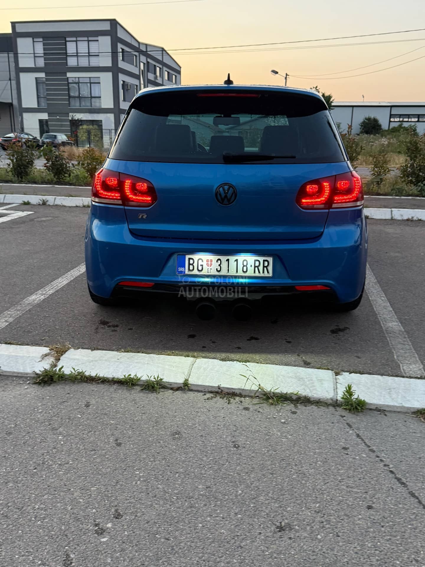 Volkswagen Golf 6 R | Polovni Automobili