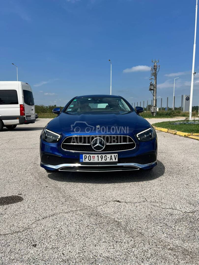 Mercedes Benz E 220 | Polovni Automobili