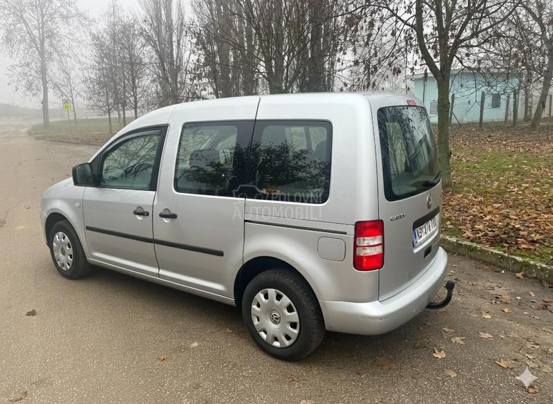 Volkswagen Caddy 1.6 | Polovni Automobili