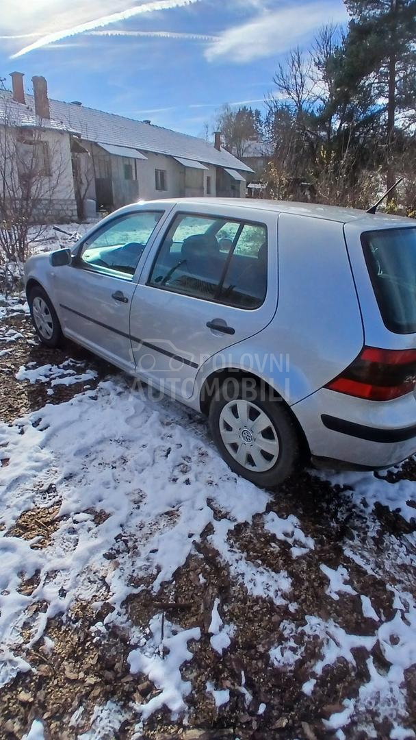 Volkswagen Golf 4 1,4 | Polovni Automobili