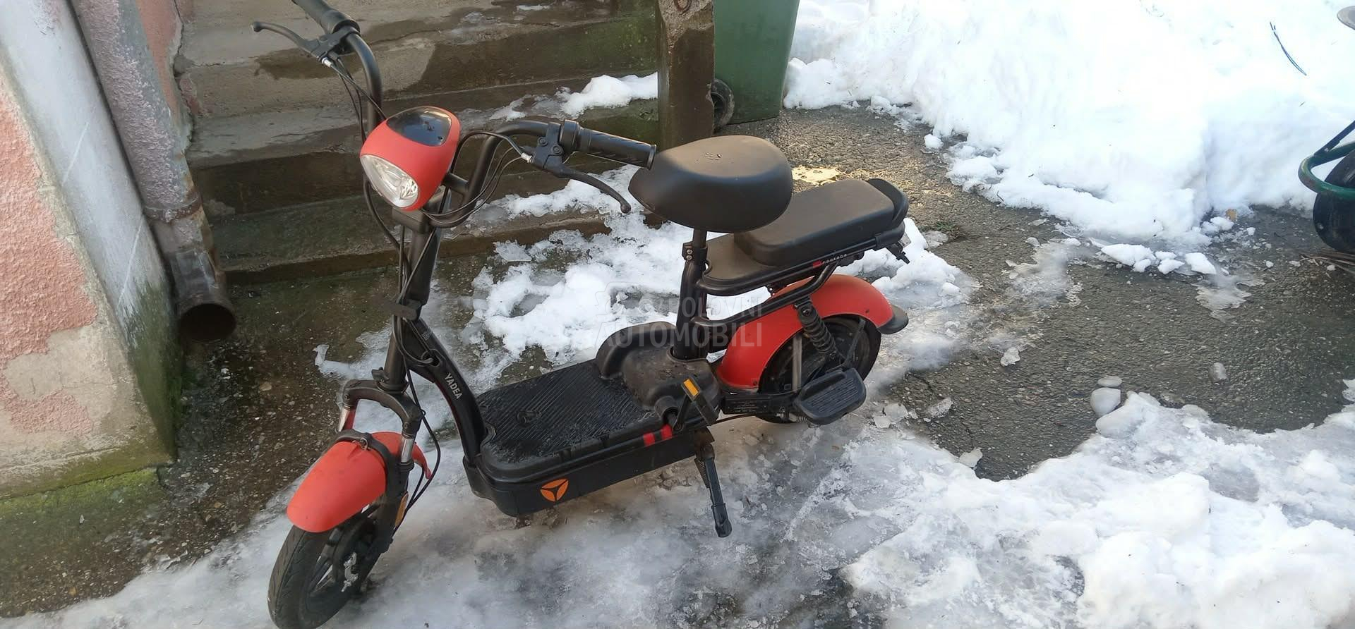 Polovni Yadea Leme 2023. god. Polovni Automobili Srbija, Boljevac