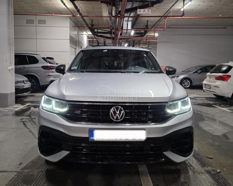 Volkswagen Tiguan R 320 /iQ / 4x4 | Polovni Automobili