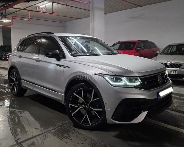 Volkswagen Tiguan R 320 /iQ / 4x4 | Polovni Automobili