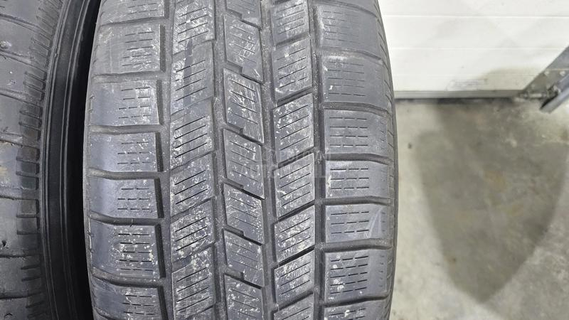 Pirelli 235/60 R18 Zimska | Gume | Polovni Automobili