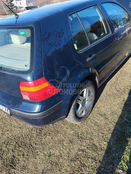 Polovni Volkswagen Golf 4 1999. god. Polovni Automobili Srbija, Vinča