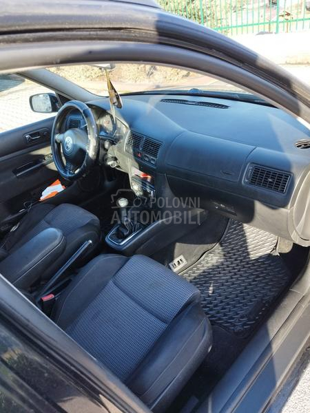 Volkswagen Golf 4 1.9 TDI | Polovni Automobili