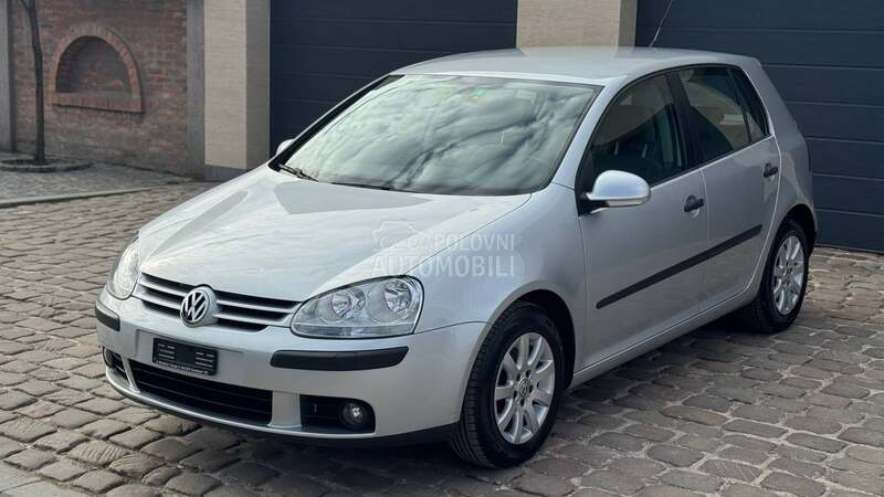 Volkswagen Golf 5 2.0Fsi 4x4 | Polovni Automobili