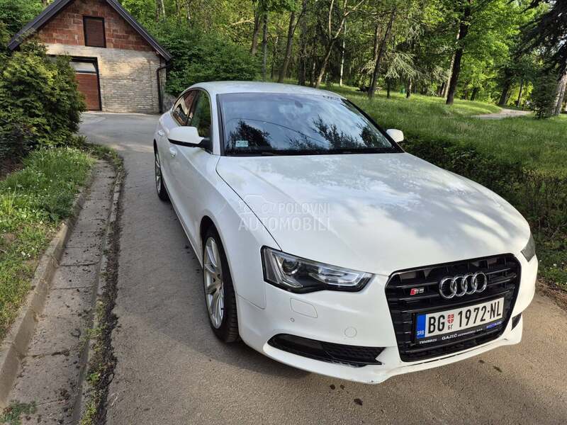 Audi A5 2.0 TDi S-Line | Polovni Automobili