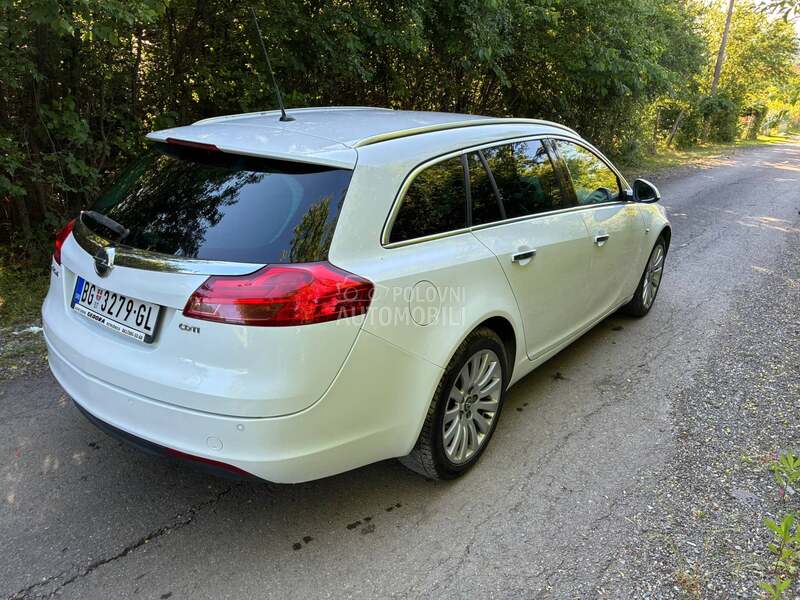 Polovni Opel Insignia 2010. god. Polovni Automobili Srbija, Barajevo