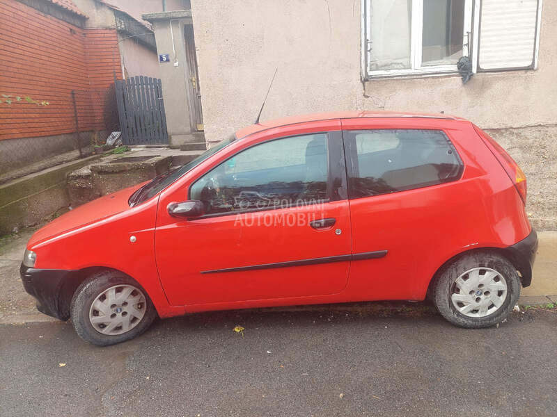 Polovni Fiat Punto 2000. god. Polovni Automobili Srbija, Smederevo