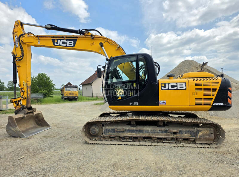 Polovni JCB JS220NLC 2014. god. Polovni Automobili Srbija, Loznica