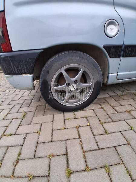 Polovni Peugeot Partner 2001. god. Polovni Automobili Srbija, Smederevo