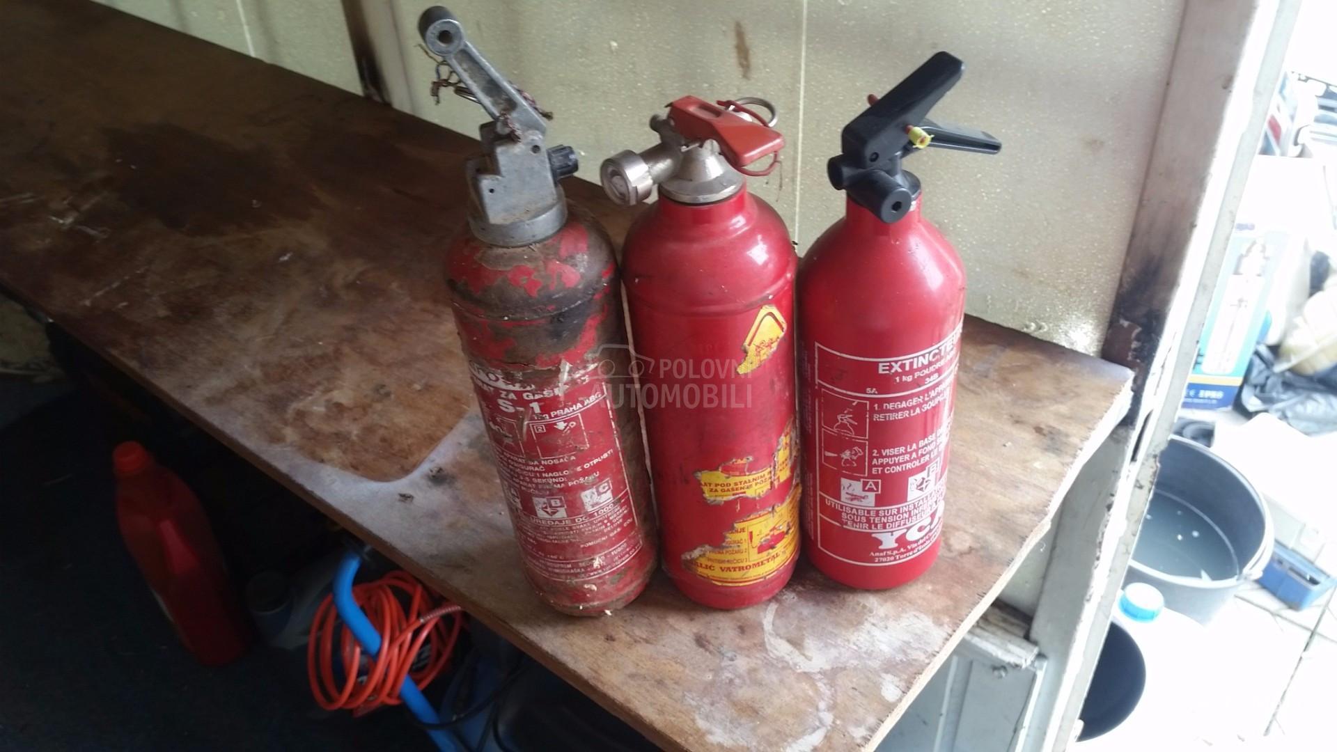 Protiv pozarni aparat | Auto oprema | Polovni Automobili